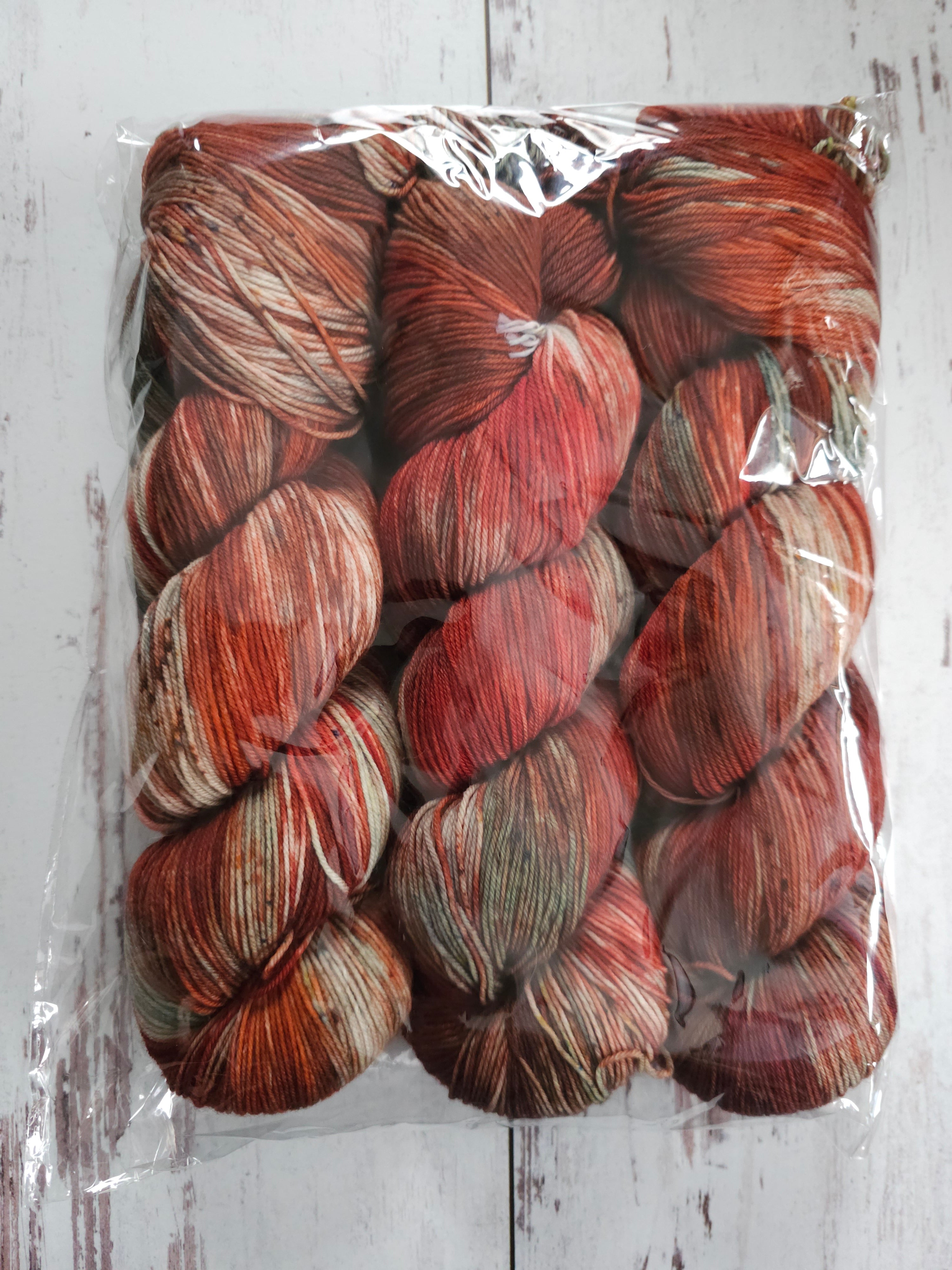 Flakes 88 (Sock) – The Frosted Stitch