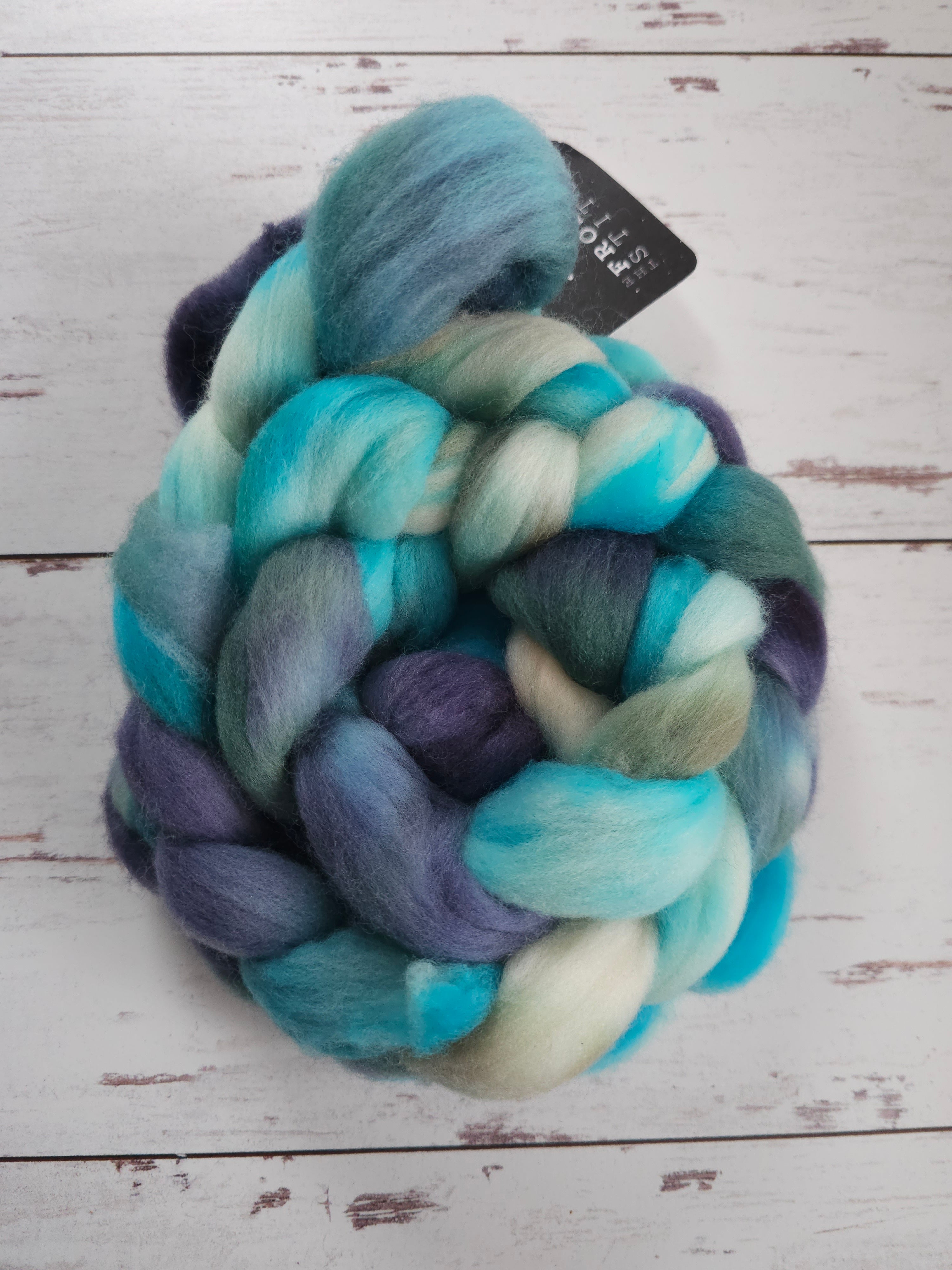 Jaws on Rambouillet (Spinning Fibre) – The Frosted Stitch